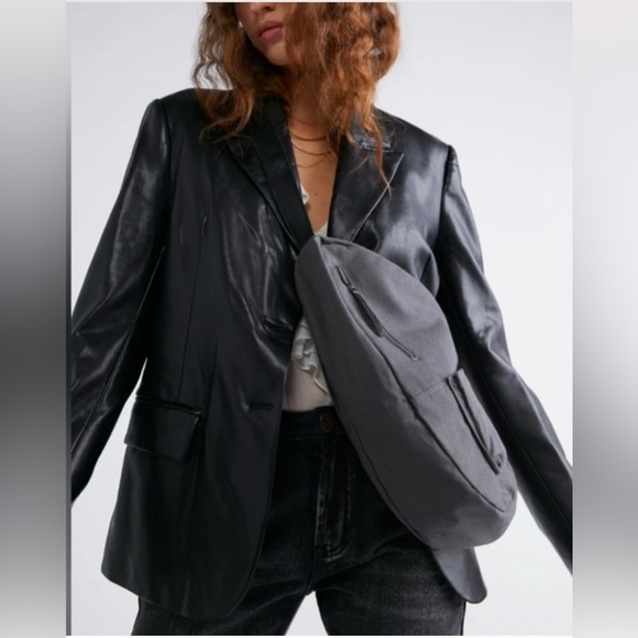 Free People | Bags | Free People Garbo Canvas Sling Crossbody Bag Tan ...